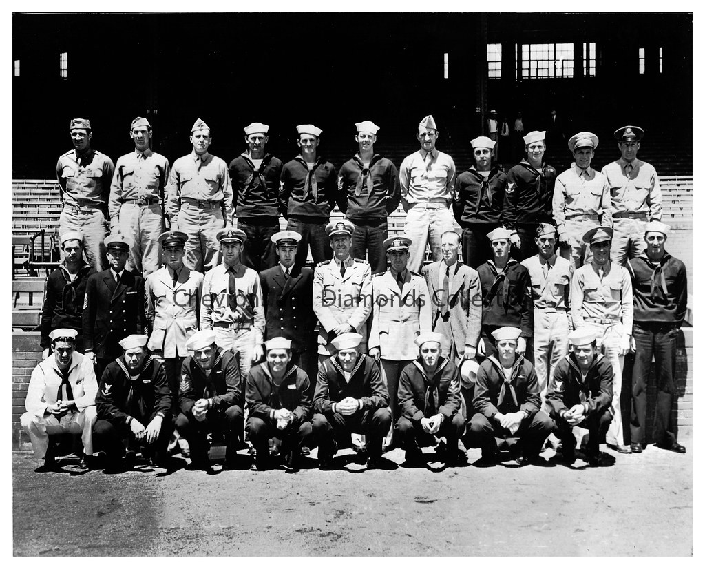 1942 U.S. Service All-Stars Treasured Ink – Chevrons and Diamonds