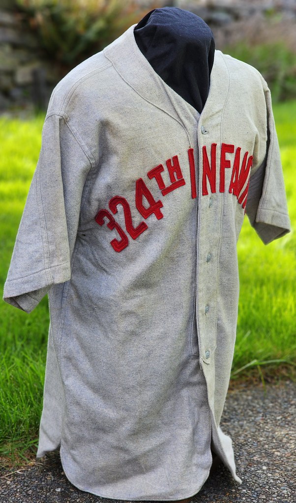 1944-45 324th Infantry Regiment (44th Infantry Division) – Chevrons and ...