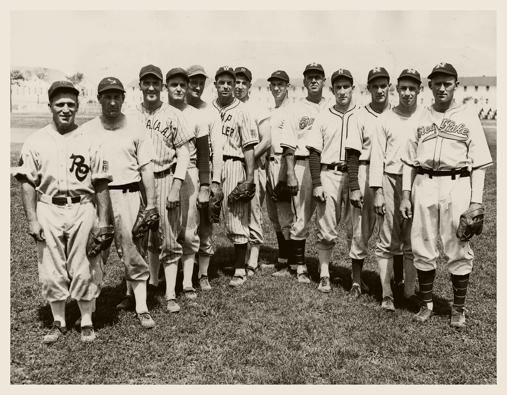Paving Two Roads: Ford Smith, the Game and the Army – Chevrons and Diamonds